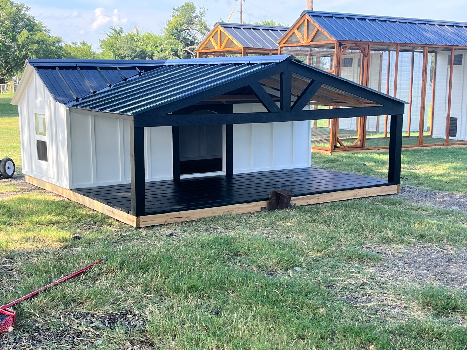 TPL Ranch Custom Chicken Coops – Create a Unique Haven for Your Chickens